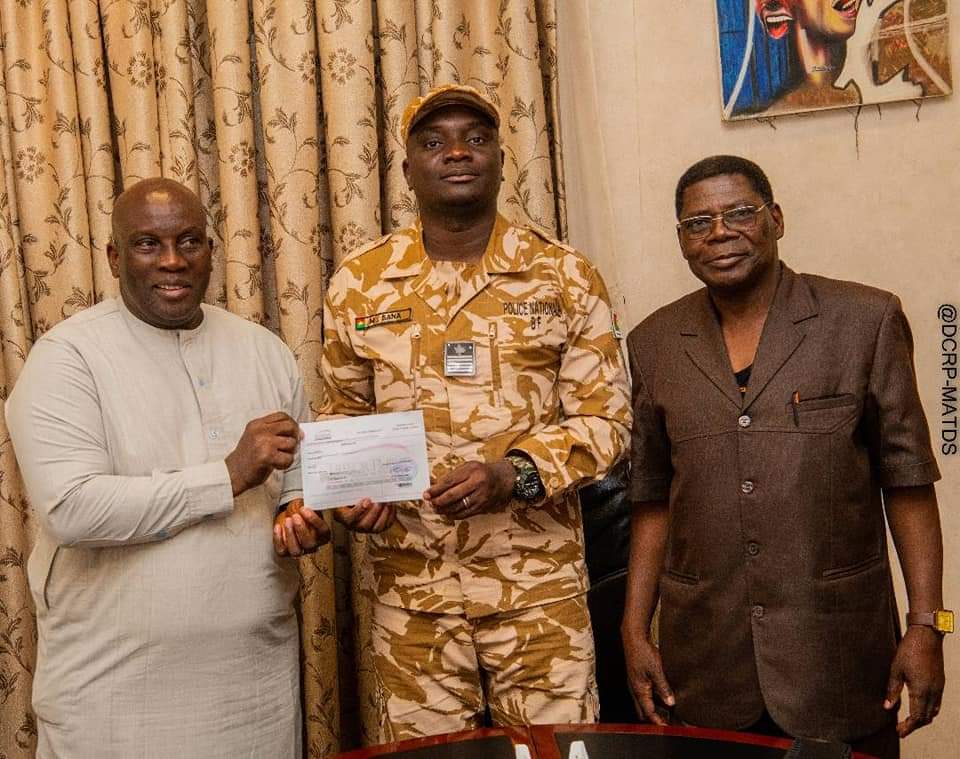 Burkina Faso/ Effort de paix: des commissaires de police à la retraite ... Burkina Faso/ Effort de paix: des commissaires de police à la retraite ...